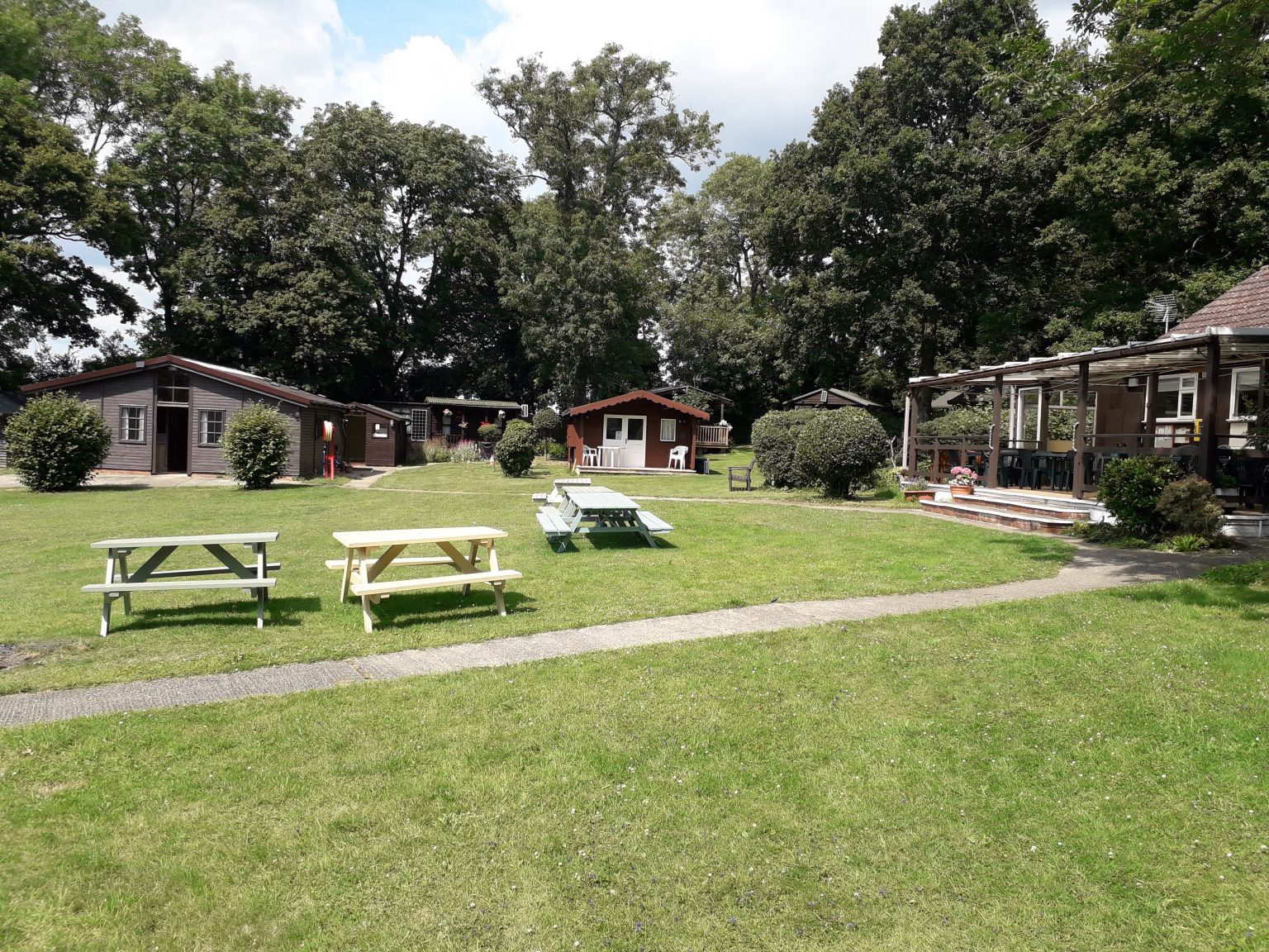 Chalet – Apollo Sun Club