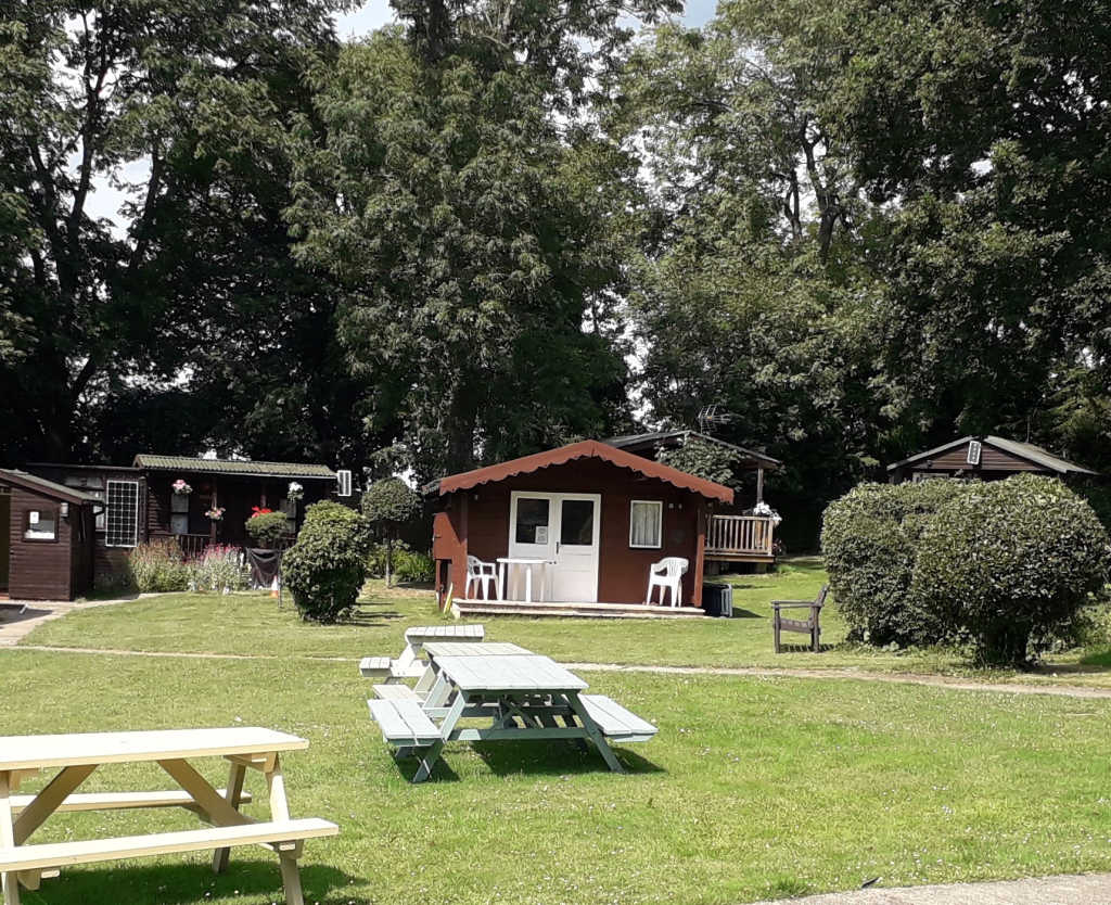 Chalet – Apollo Sun Club